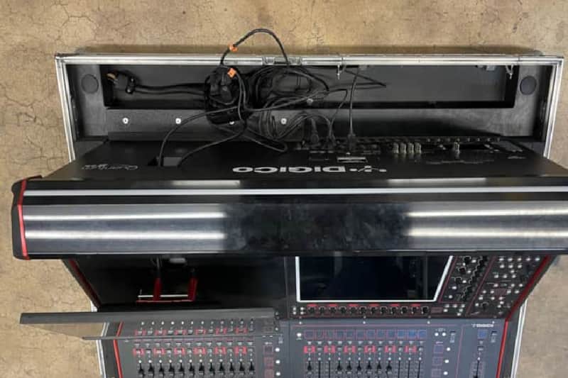 DiGiCo 👇 Quantum 225 Digital Mixing Console, Case, Stagebox | Reverb