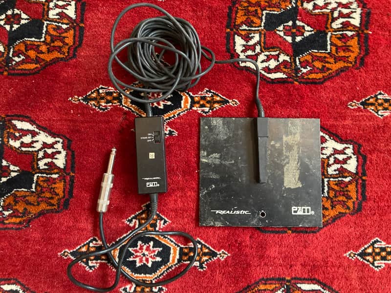 2 Realistic / Crown PZM Pressure Zone Microphone 33-1090B | Reverb