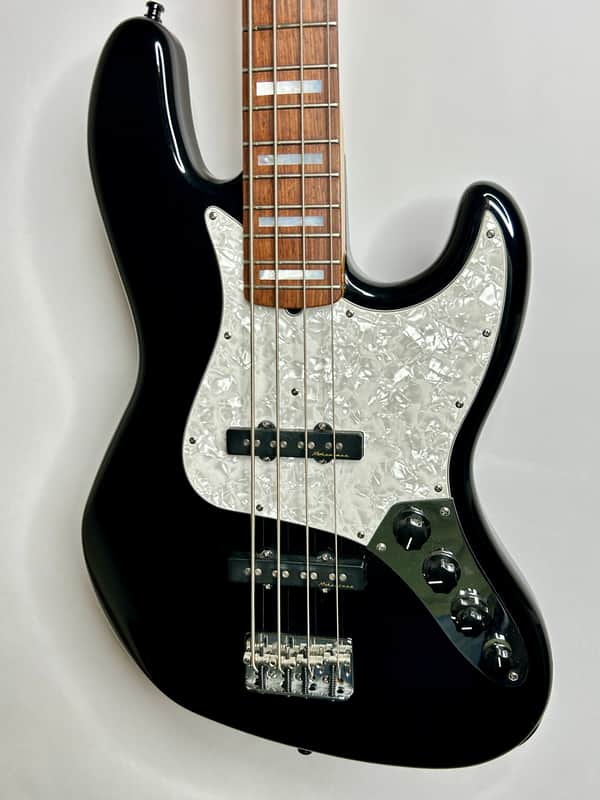 2008 Fender Custom Shop Custom Classic Jazz Bass – Gloss | Reverb
