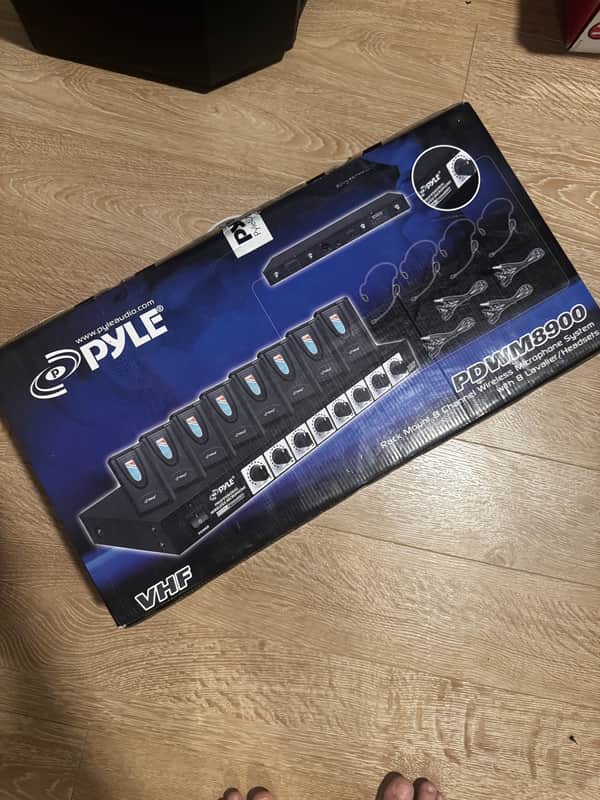 Pyle PDWM8900 8-Channel VHF Wireless Microphone System - 8 | Reverb