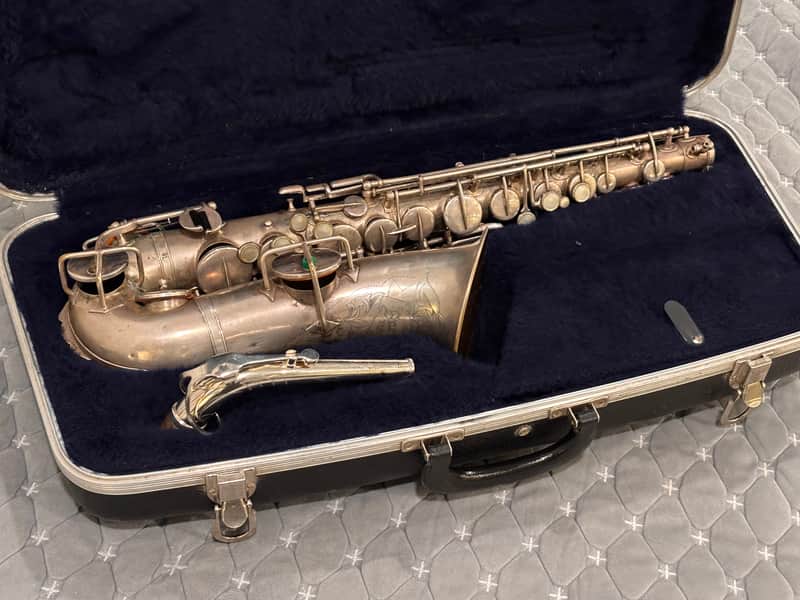 Vintage Buescher "true tone" Alto Saxophone - Silver | Reverb