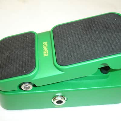 Donner EC-1007 Viper Mini Volume/Expression 2-in-1 Passive | Reverb