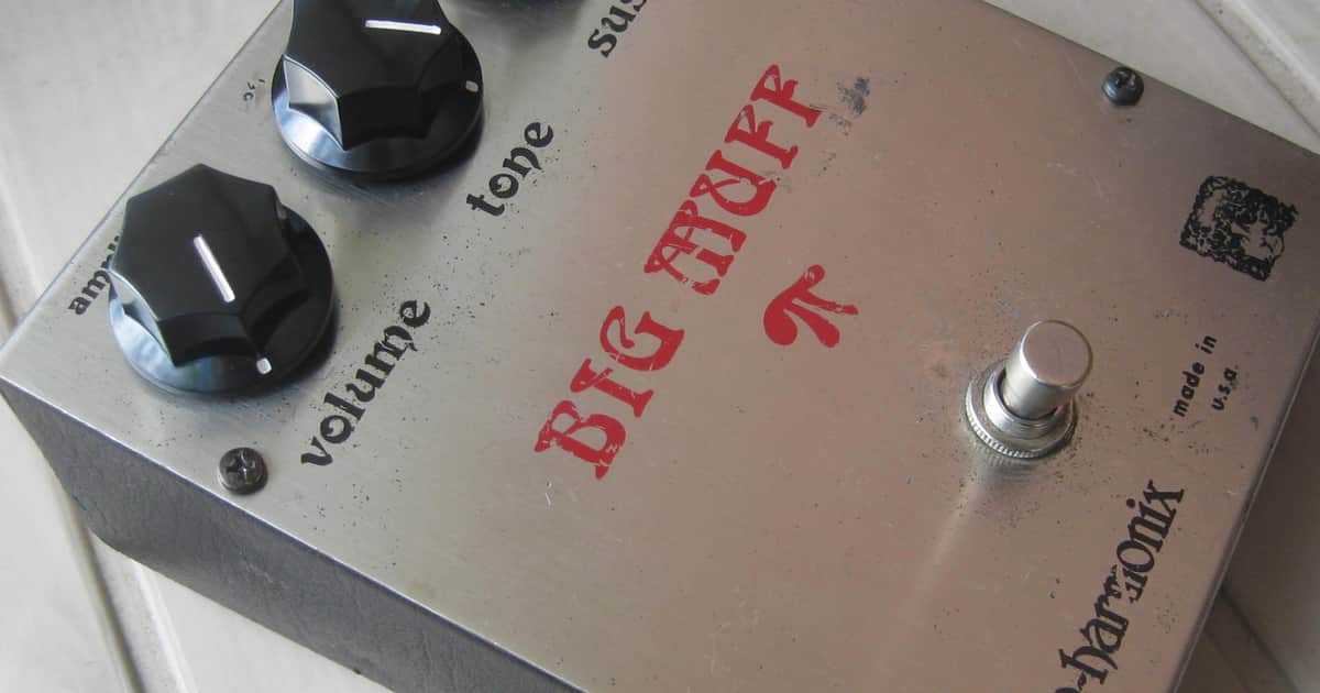 How to Use Big Muffs to Dial-In the Tone of Five Famous | Reverb News