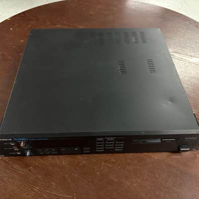 Roland S-550 Digital Sampler - Black | Reverb