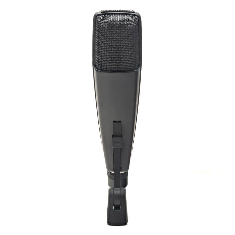 Sennheiser - MD 421-U5 - Dynamic Cardioid Microphone - w/Case | Reverb