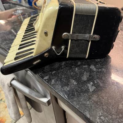 Settimio Soprani Violin/Organ Accordion Made In Italy 41 Key | Reverb