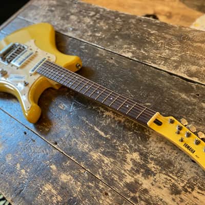 Yamaha SGV 300 Flying Samurai Vintage Yellow w/ Docs & | Reverb