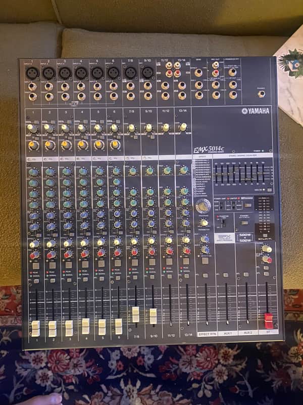 Yamaha EMX5014C 14 Channel 500-Watt Powered Analog Mixer 2011 | Reverb