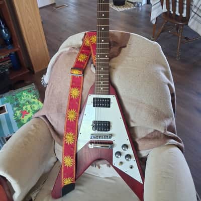 Gibson 131911469 2011 - Faded cherry | Reverb