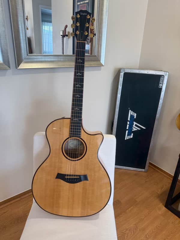 Taylor 610 CE L7 LIMITED FALL SERIES 2004 Spruce Top / Big | Reverb