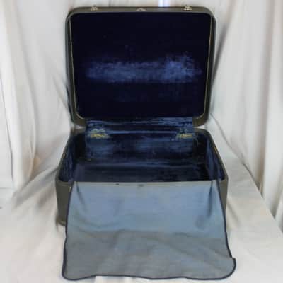Light Gray Italian Hard Case for Accordion 20.25" x 17.25" x | Reverb