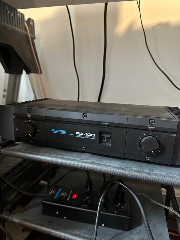 Alesis RA100 Reference Amplifier 1990s - Black | Reverb