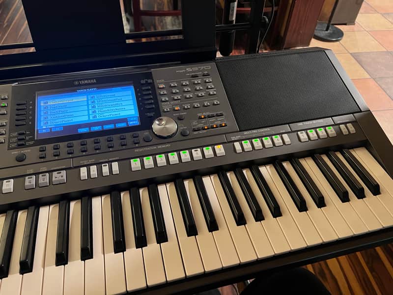 Yamaha PSR-S970 61-Key Arranger Workstation 2010s - Black | Reverb