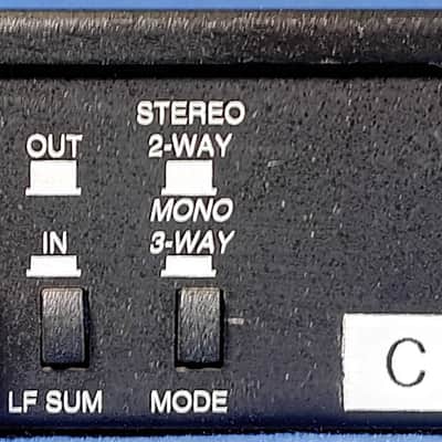 JBL M522 - 2-Way Stereo or 3-Way Mono Rack Mount Electronic | Reverb