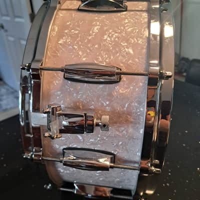Gretsch Renown Maple Snare 14x6 2000s - White Marine Pearl | Reverb