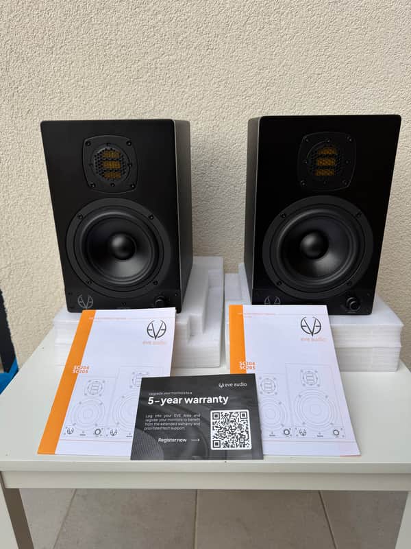 Eve Audio SC205 5" Active Studio Monitor - PAIR - ALL BLACK | Reverb