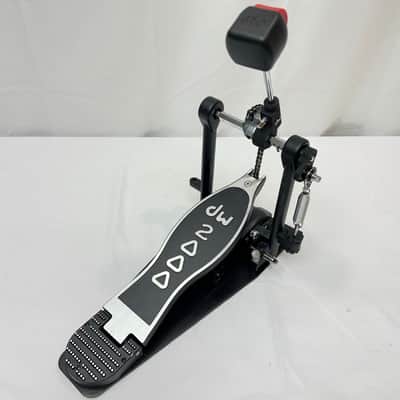 DW 2000 Drum Workshop Kick Drum Bass Pedal Chain Drive Series | Reverb