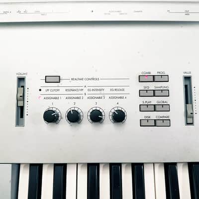 KORG Triton Classic 61 Synthesizer Workstation Made in JAPAN. | Reverb