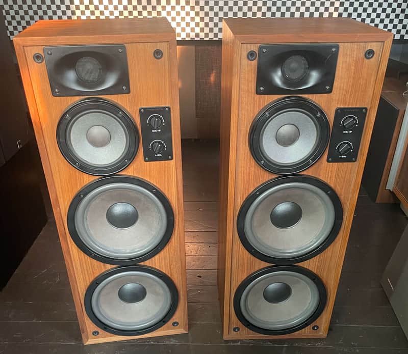 Realistic T-200 Vintage Floor Standing Tower Speakers Wood | Reverb