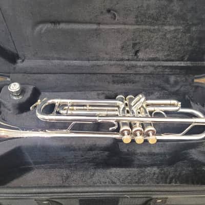 Eastman ETR520S Intermediate Trumpet - Silver | Reverb