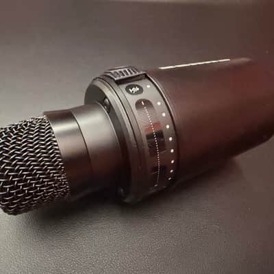 Shure MV7 Dynamic USB Podcast Microphone 2020 - Present - | Reverb