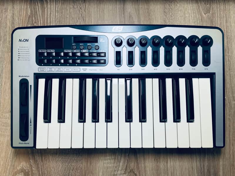 ESI NeON - 25 Keys MIDI Controller and Audio Interface | Reverb