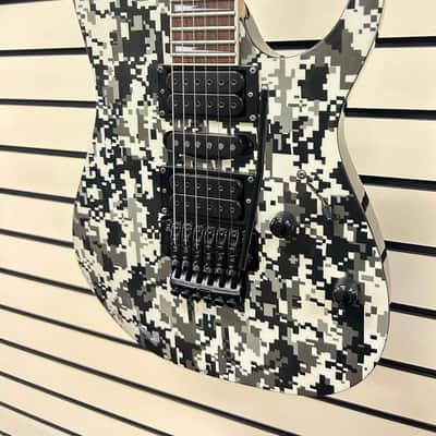 Ibanez RG370DXGP3 Standard 2008 - 2009 - Black with White | Reverb