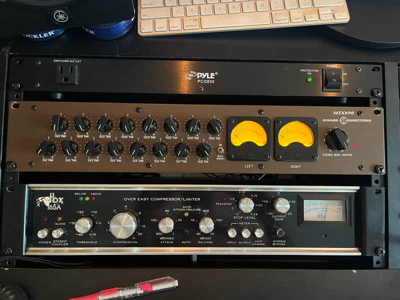 Inward Connections Mix690 16x2 Summing Mixer 2010s - Brown | Reverb
