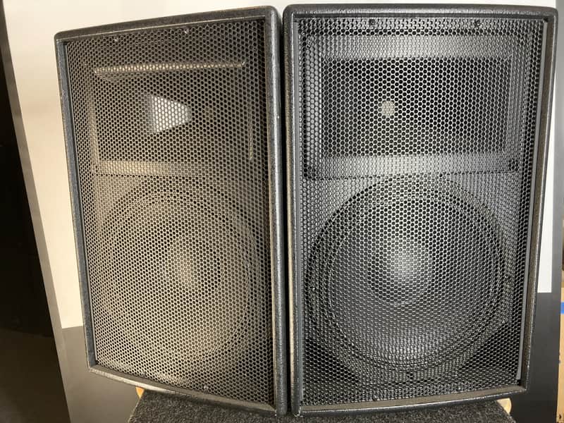 EAW FR129z - Pair of Passive Speakers - New Open Box / | Reverb