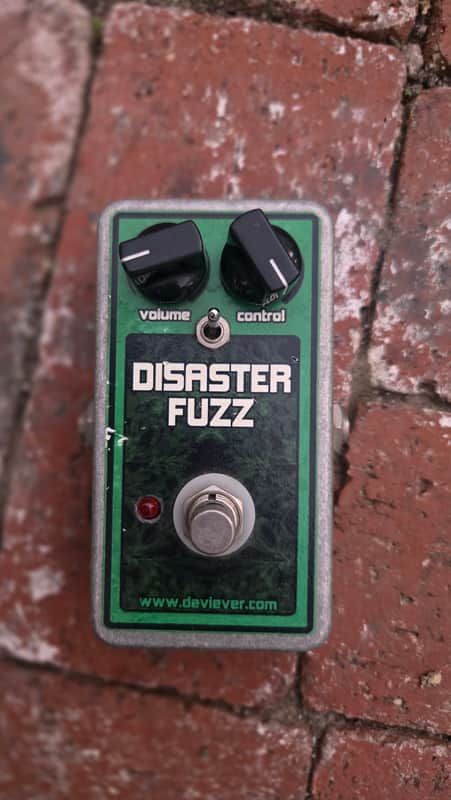 Devi Ever : FX Disaster Fuzz 2009 - Green | Reverb