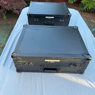 Pioneer CDJ-2000NXS2 Matching PAIR near perfect with Black | Reverb