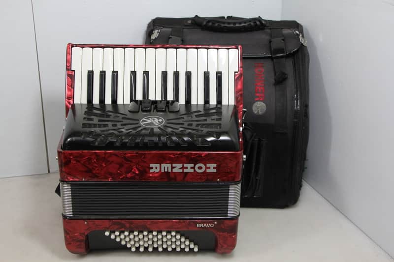 Hohner Bravo II 26 Key H-C 48 Bass Accordion | Reverb