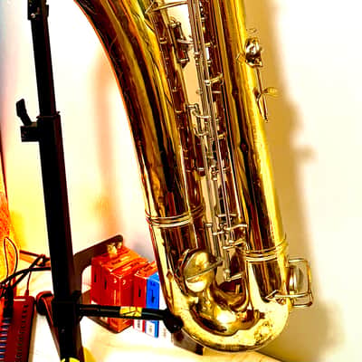 C.G. Conn Baritone Saxophone 1967 - Lacquered brass | Reverb