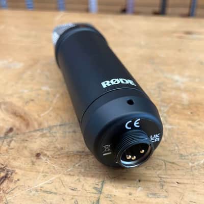 Rode NT1 Signature Series Black Large-Diaphragm Studio | Reverb