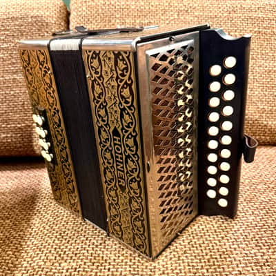 Hohner Pokerwork Vienna Model 2815/2915 A/D 2 Row Melodeon | Reverb