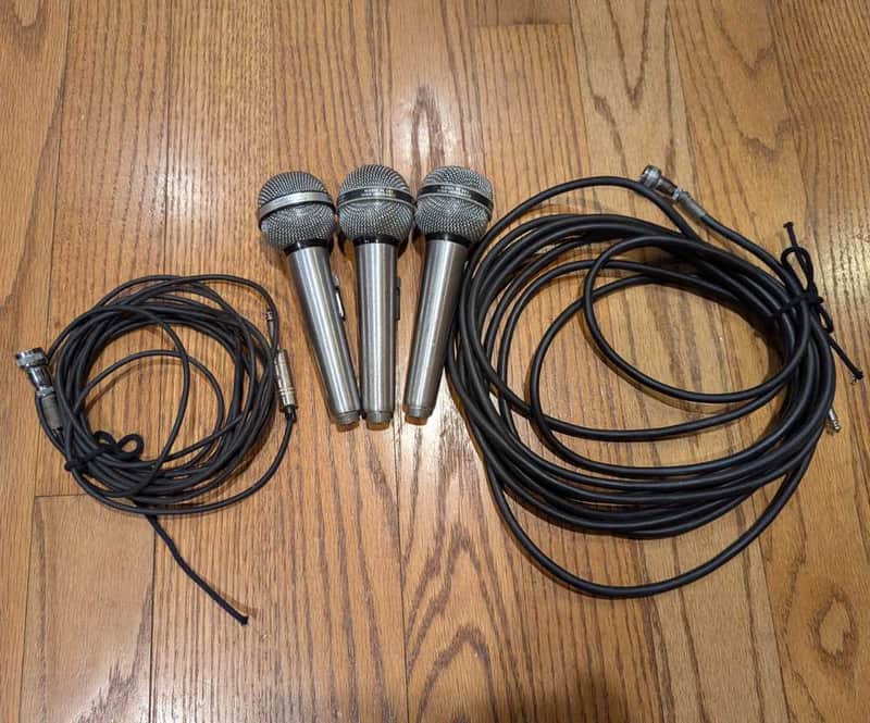 1 Shure Unisphere 585SA mic and 2 PE 585 Unisphere A mics | Reverb