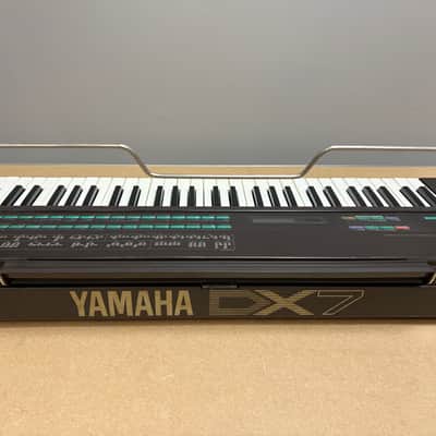 Yamaha DX7 Programmable Algorithm Synthesizer 1983 - 1987 - | Reverb