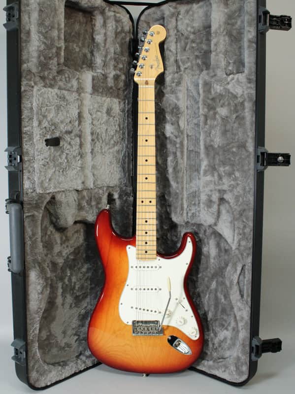 2010 Fender Standard Stratocaster Sienna Burst w/OHSC | Reverb