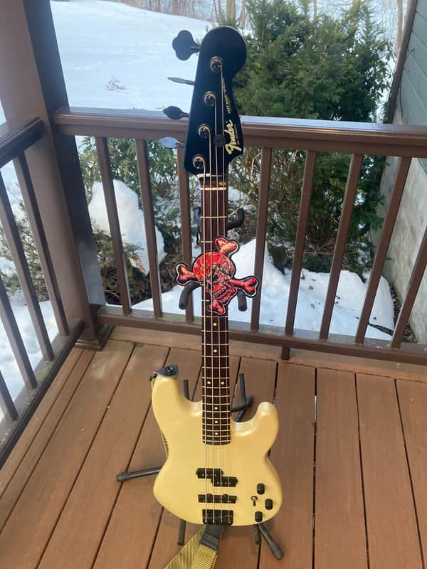 Duff McKagan Precision Bass 2008-2017 | Reverb