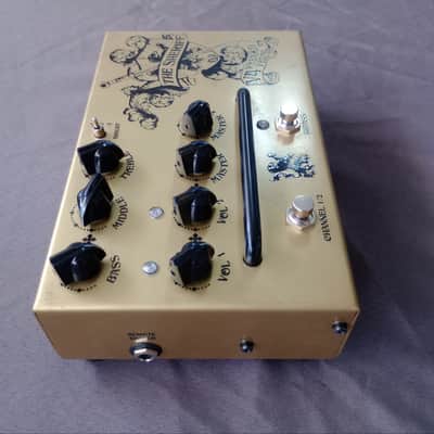 Victory Amps V4 The Sheriff Preamp Gold Pedal w/power adapter | Reverb