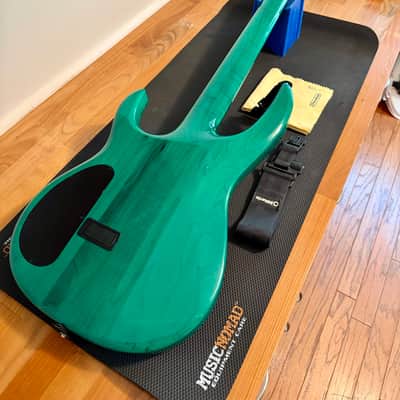 Carvin LB75 5-String (Early 90s) – USA Neck-Through, Quilted | Reverb