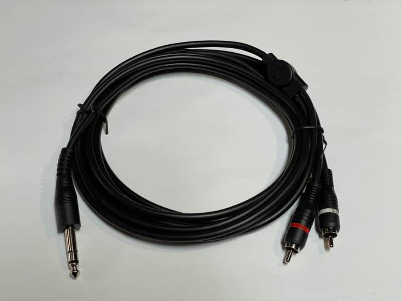 Apogee 1/4" male to 2 RCA male Interconnect Cable - 3 meter | Reverb