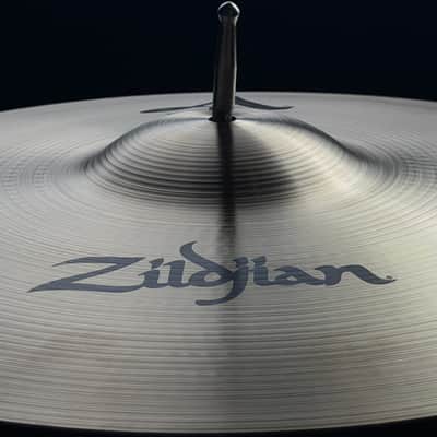 Zildjian 18" A Thin Crash Cymbal - 1343g | Reverb