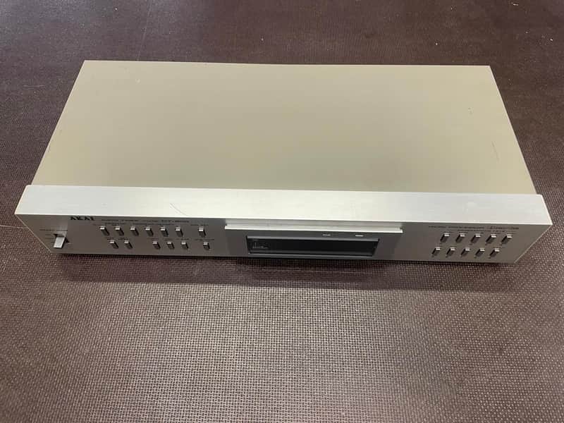 Akai Audio Timer DT-200 1981 - Silber - Grau | Reverb