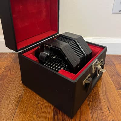 Wheatstone Aeola 60 Button Extended Treble English Concertina | Reverb