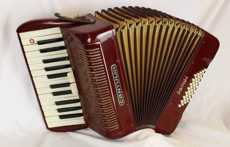 7956 - Brick Red Cantulia Bambi Piano Accordion MM 26 40 | Reverb