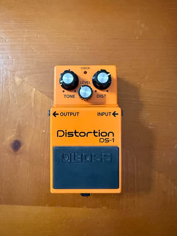 Boss DS-1 Distortion (Silver Label) 1994 - Present - Orange | Reverb