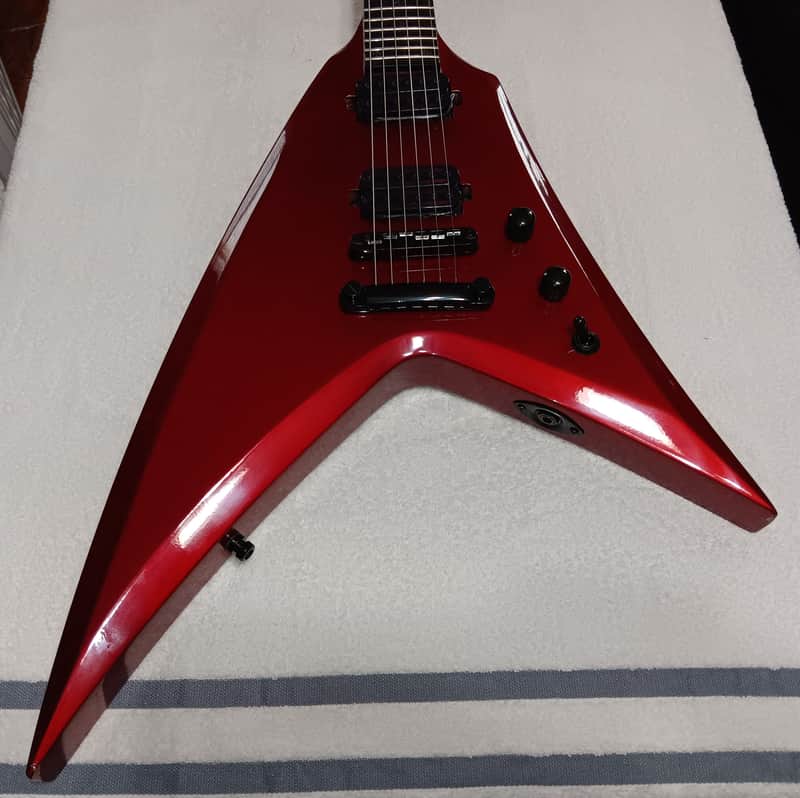 Damaged Washburn WV40 Vindicator - Candy Apple Red | Reverb