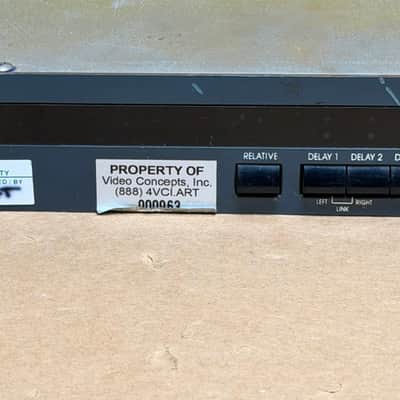 BSS TCS-804 Dual Time Corrector / Digital Delay Line - | Reverb