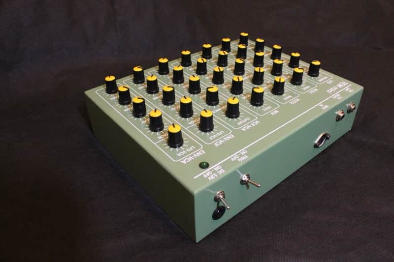TEM Mini Analog synthesizer | Reverb